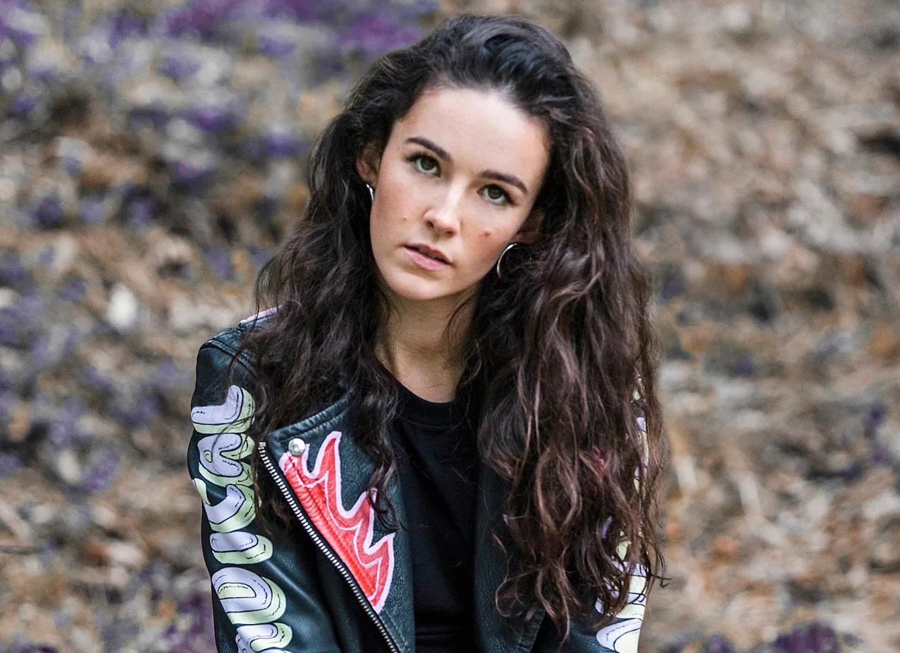 New Zealand singer Robinson is your new music obsession | Girlfriend