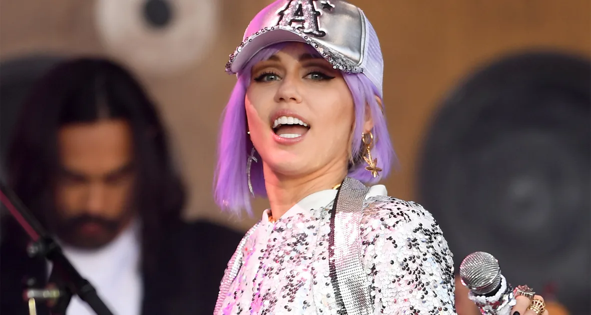 Miley Cyrus performs as Ashley O during live gig at Glastonbury ...