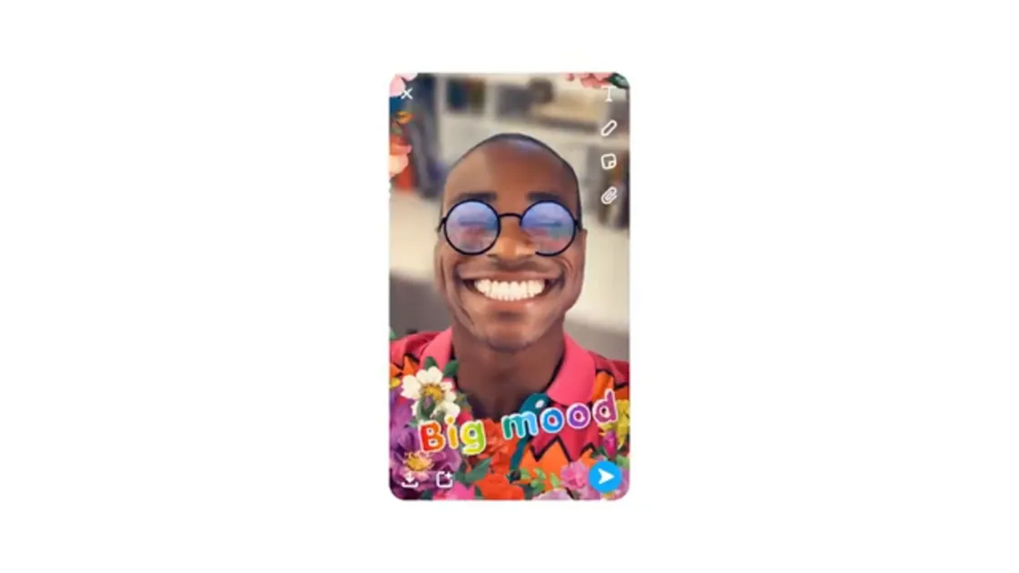 SnapChat introduces 3D effect! | Girlfriend