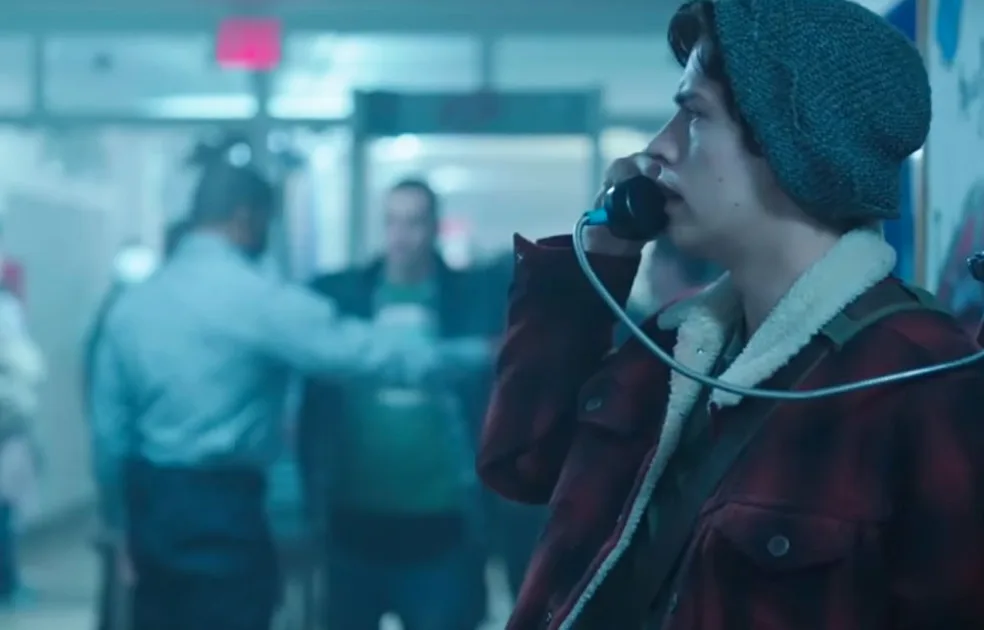 Riverdale Finale Spoiler for Jughead Jones | Girlfriend