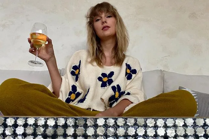 In 2021, Let's Agree To Stop Hating Popular Things That Make People ...