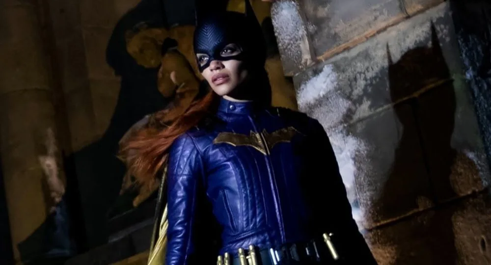 What is DC's Batgirl about? | Girlfriend
