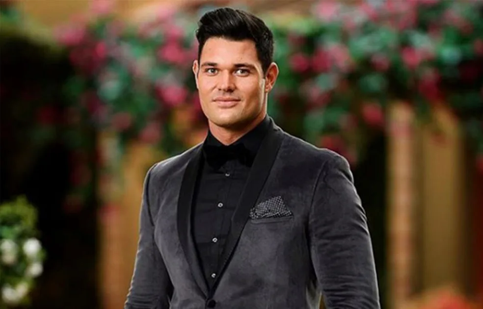 Apollo Lost Half His Bodyweight Bachelorette | Girlfriend