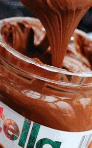 Nutella Chocolate Bar | Girlfriend