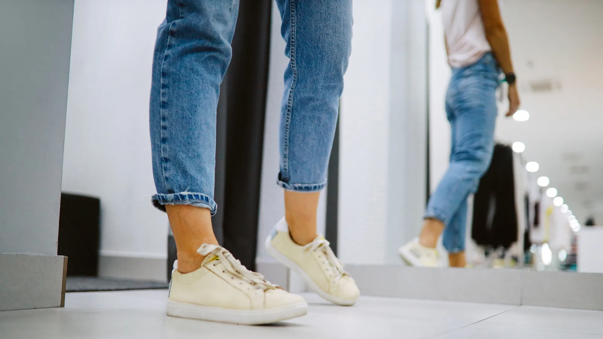 Women's Jeans Size Conversion Guide | New Idea