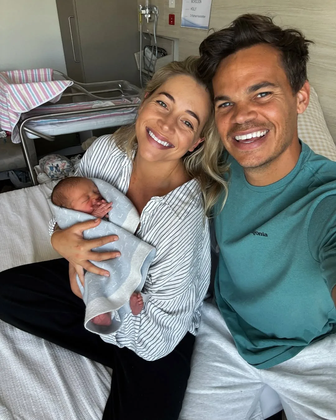 Jimmy Nicholson & Holly Kingston welcome baby boy| New Idea