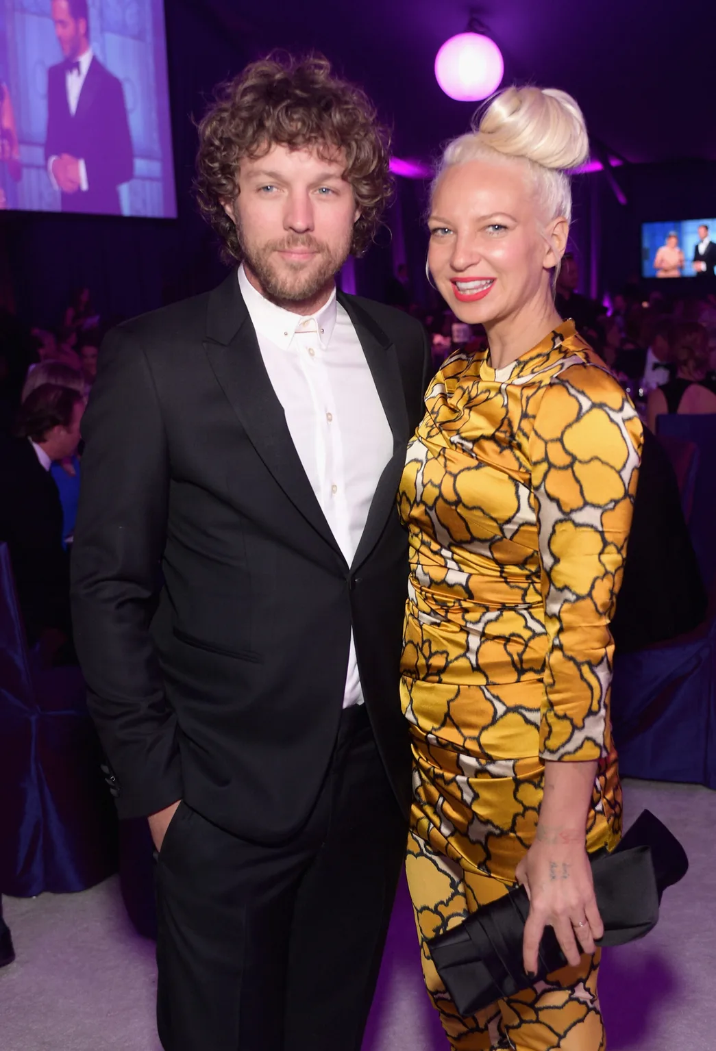 Aussie singer Sia secretly gives birth to third child | New Idea