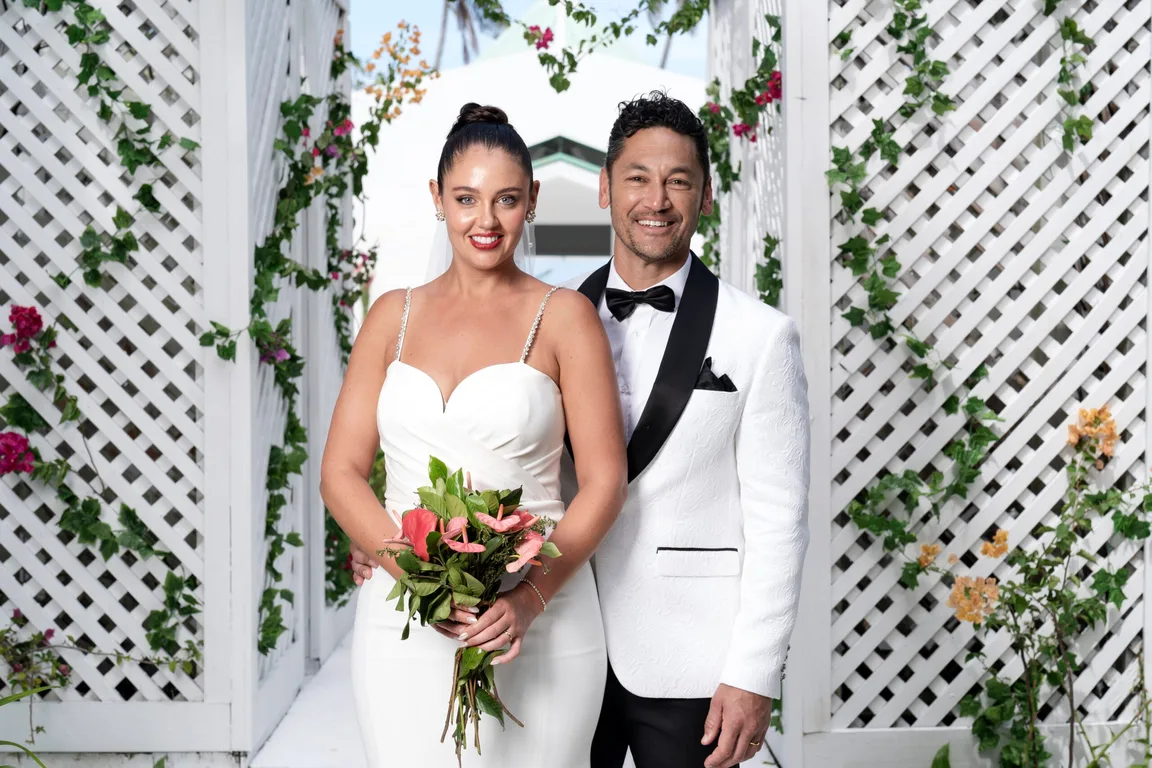 Stranded on Honeymoon Island 2025: Meet the cast