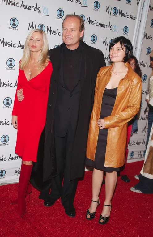 Inside Kelsey Grammer's life with his wife Kayte Walsh and eight kids ...