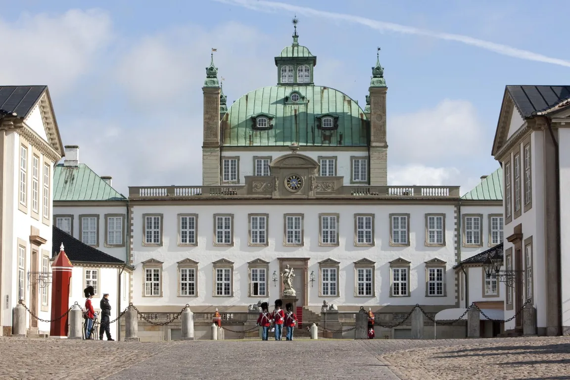 Queen Mary gives rare look at 'beautiful' family home with Frederik ...