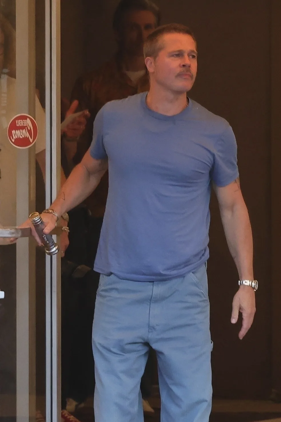 Angelina Jolie prepares to leave Los Angeles for good