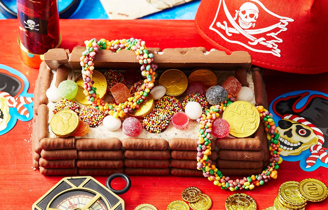 Treasure Chest Ice-Cream Cake Recipe | New Idea