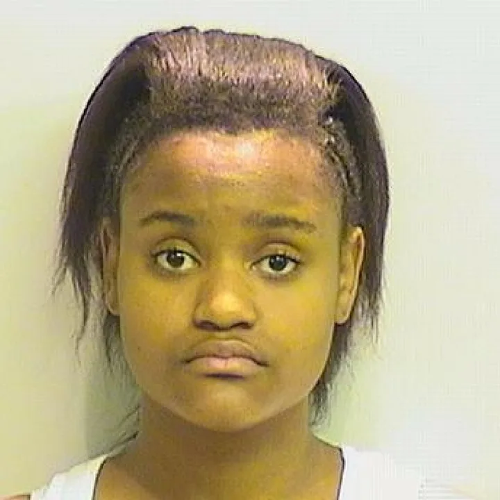 Woman finds out her niece is plotting her murder through Facebook | New ...