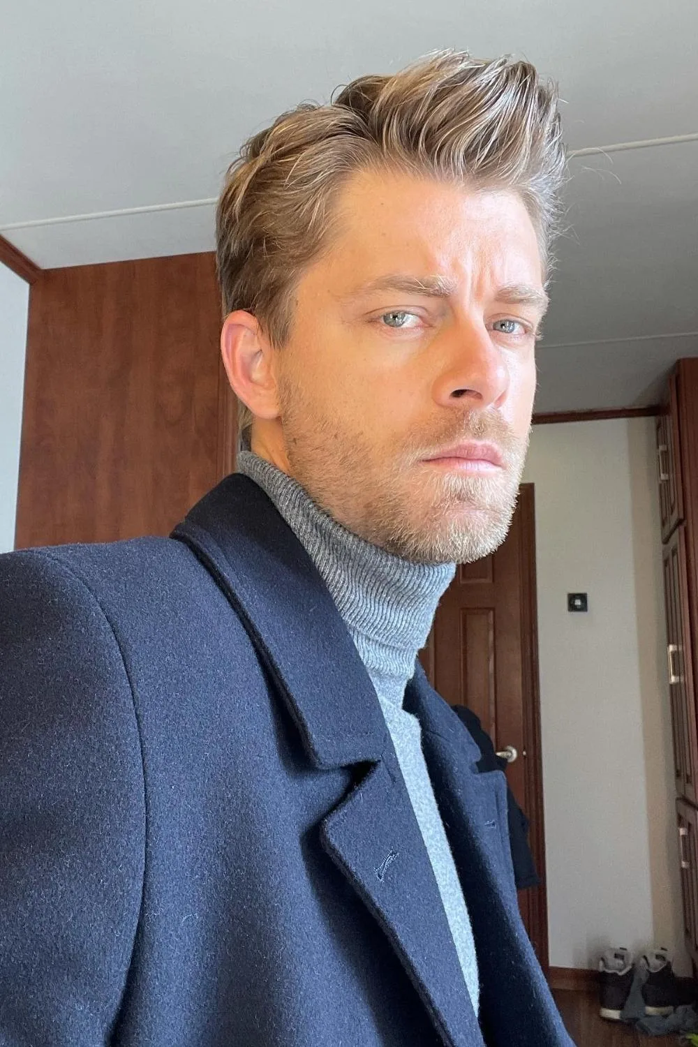 Luke Mitchell joins Legacies alongside his wife Rebecca Breeds | New Idea