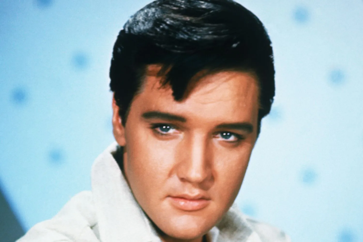 Aussie psychic tells: 'Elvis speaks to me!' | New Idea
