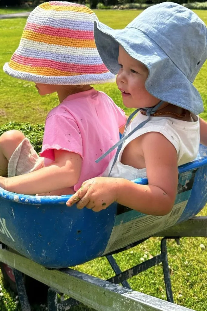 The cutest photos of the Hawkins family | New Idea