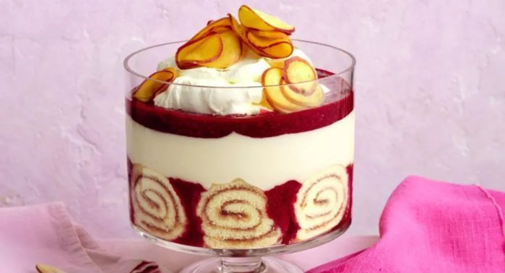 Peachy Raspberry Cheesecake Trifle Recipe | New Idea
