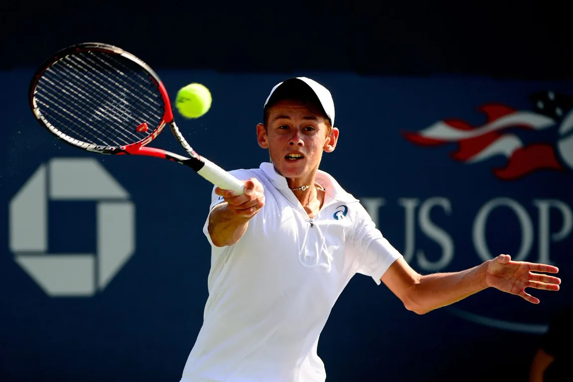 Meet Australia's top tennis player Alex De Minaur | New Idea