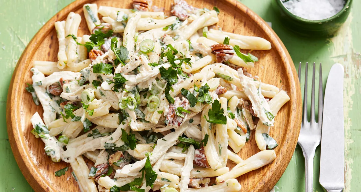 Creamy chicken and pecan pasta salad Recipe | New Idea