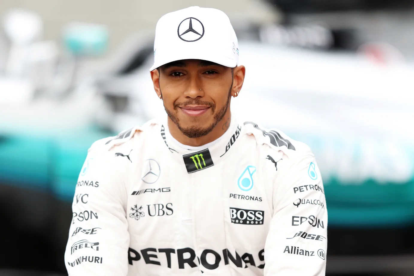 Lewis Hamilton gender-shames his nephew on social media | New Idea