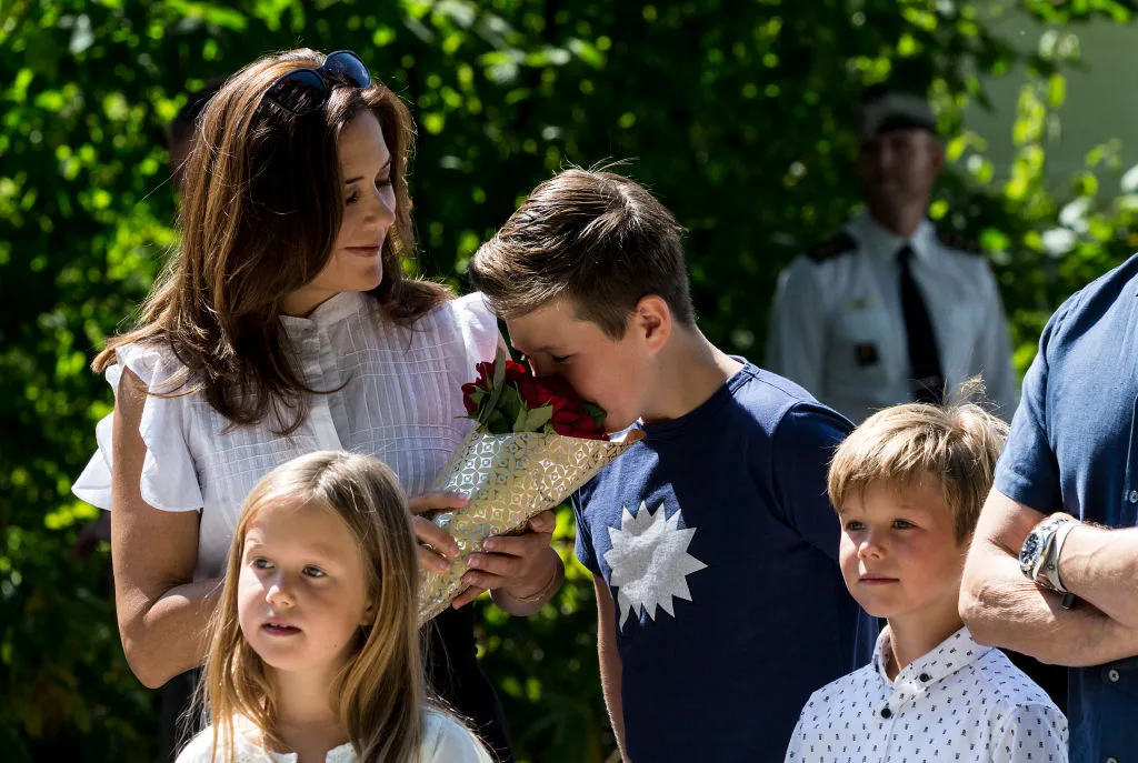 Royal fans in awe as Princess Mary steps out with her family | New Idea