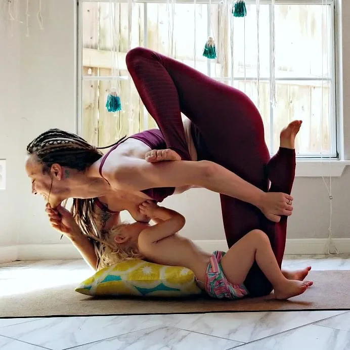 breastfeeding while doing yoga