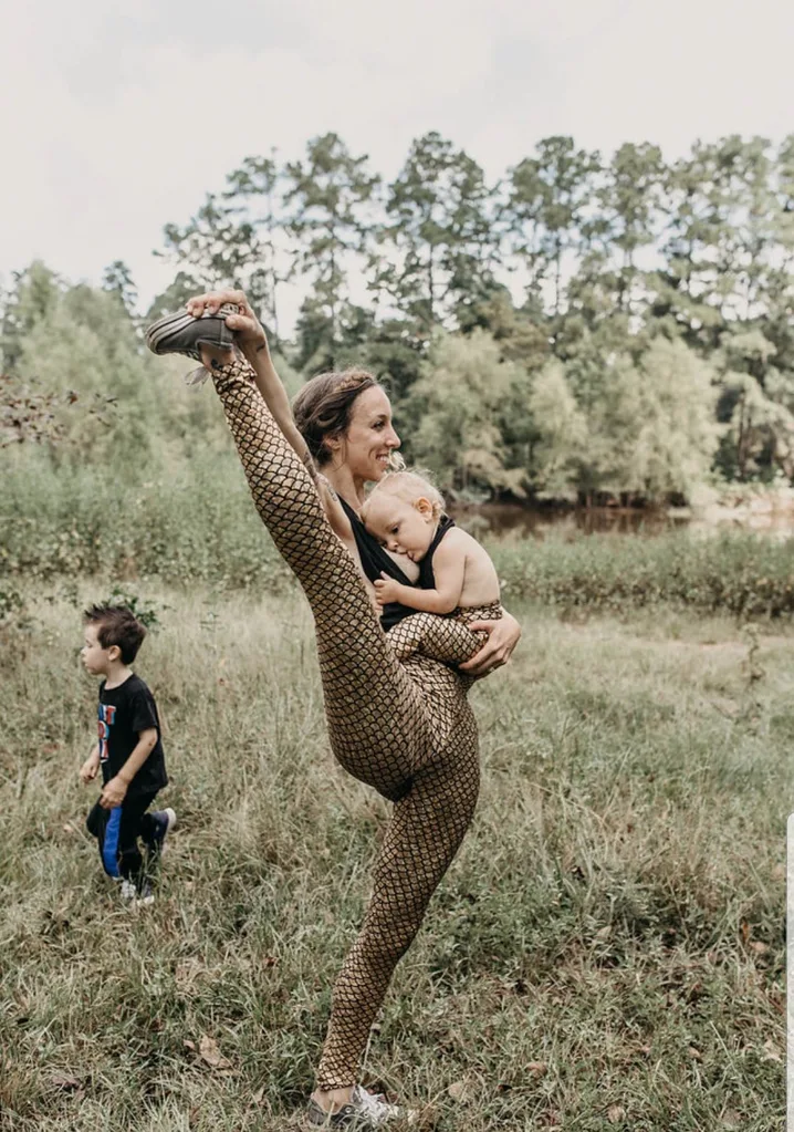 breastfeeding while doing yoga