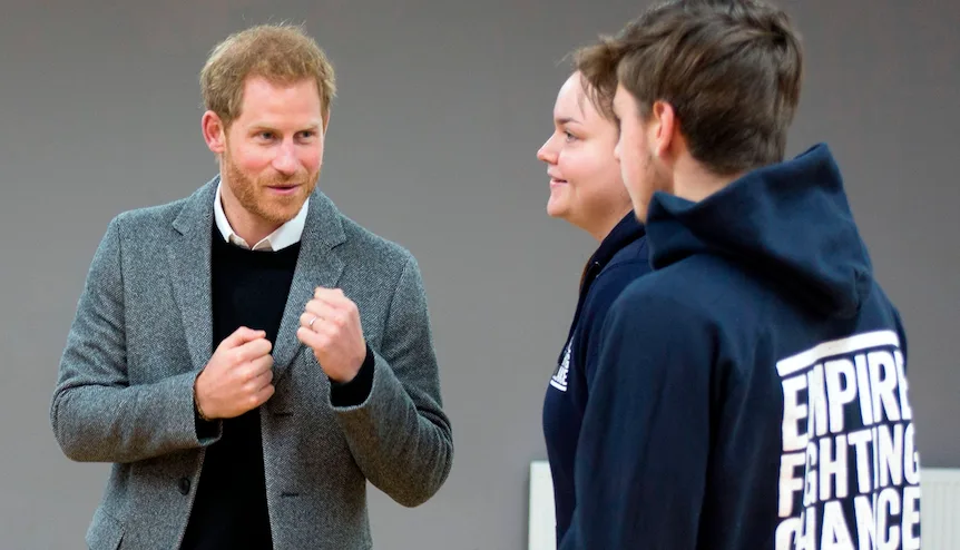 Prince Harry comforts heartbroken boy who lost his father | New Idea