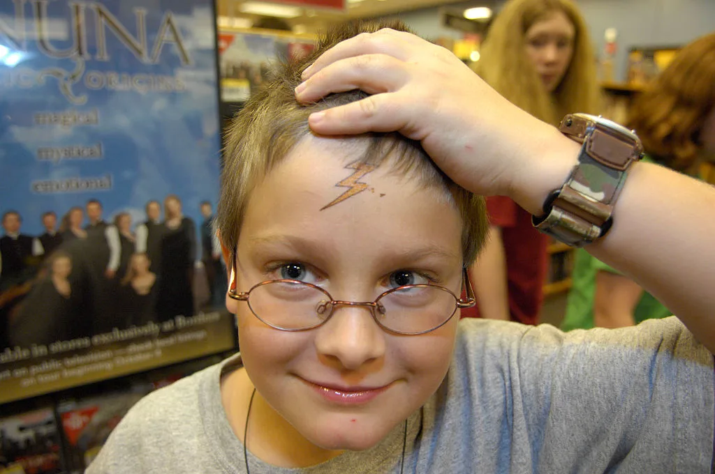 Harry Potter Lightning Scar: What Does it Really Mean? | New Idea