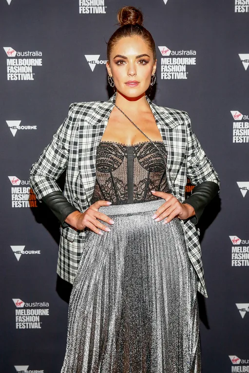 Olympia Valance posts moving tribute to late grandfather | New Idea