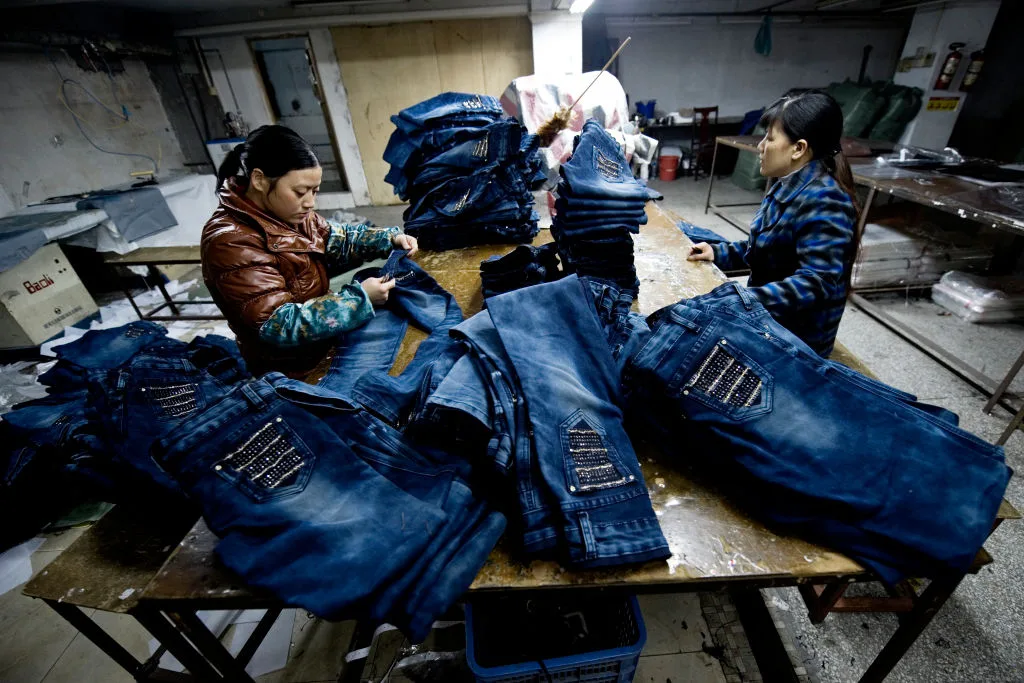 Sweatshop: What Are Sweatshop Conditions Like? | New Idea