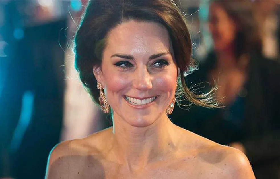 Kate's BAFTAs frock outshines the stars | New Idea