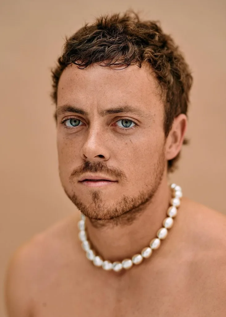 Home and Away's Patrick O’Connor calls for change in new gender ...