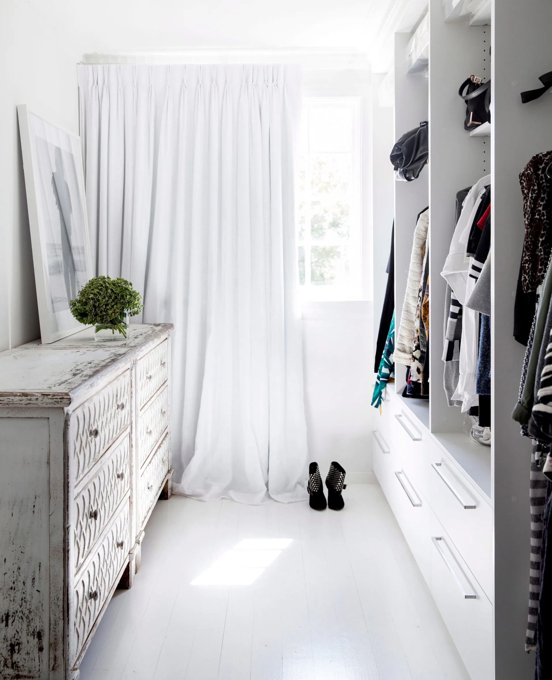 How to declutter your wardrobe: day 9 home-organising plan