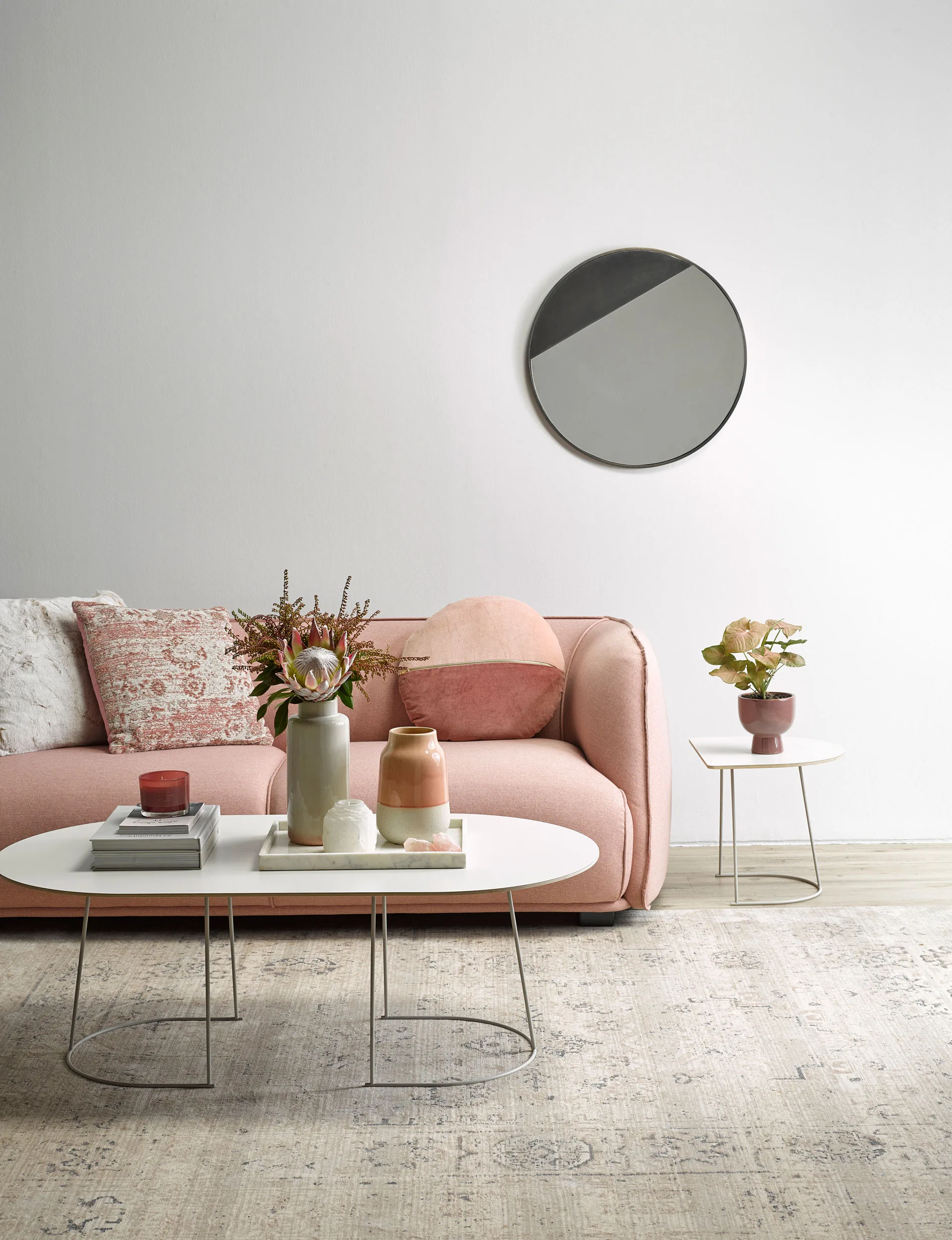 11 tips to help you create the perfect coffee table set up