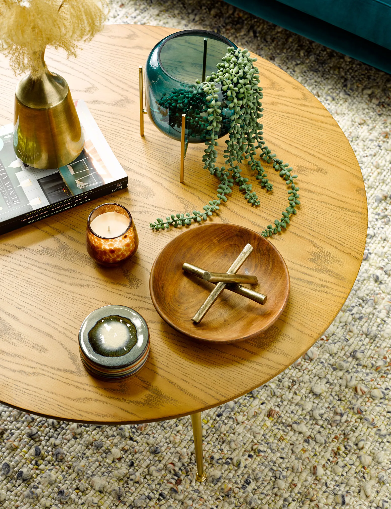 11 tips to help you create the perfect coffee table set up