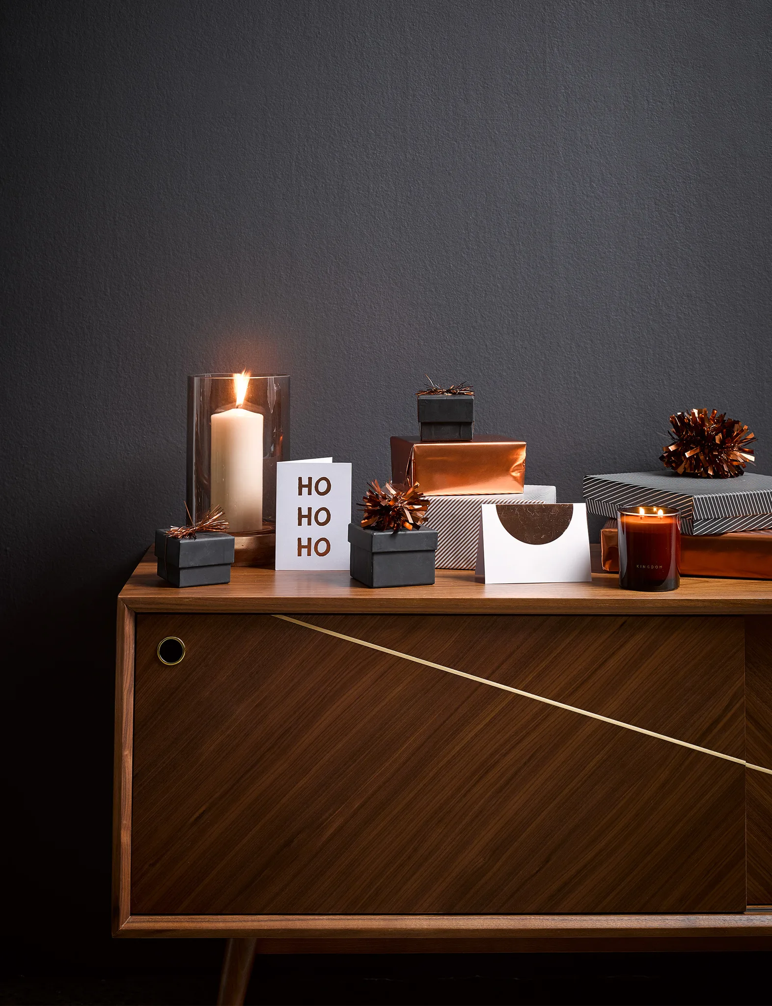 Here are 4 different ways to decorate with tinsel this Christmas