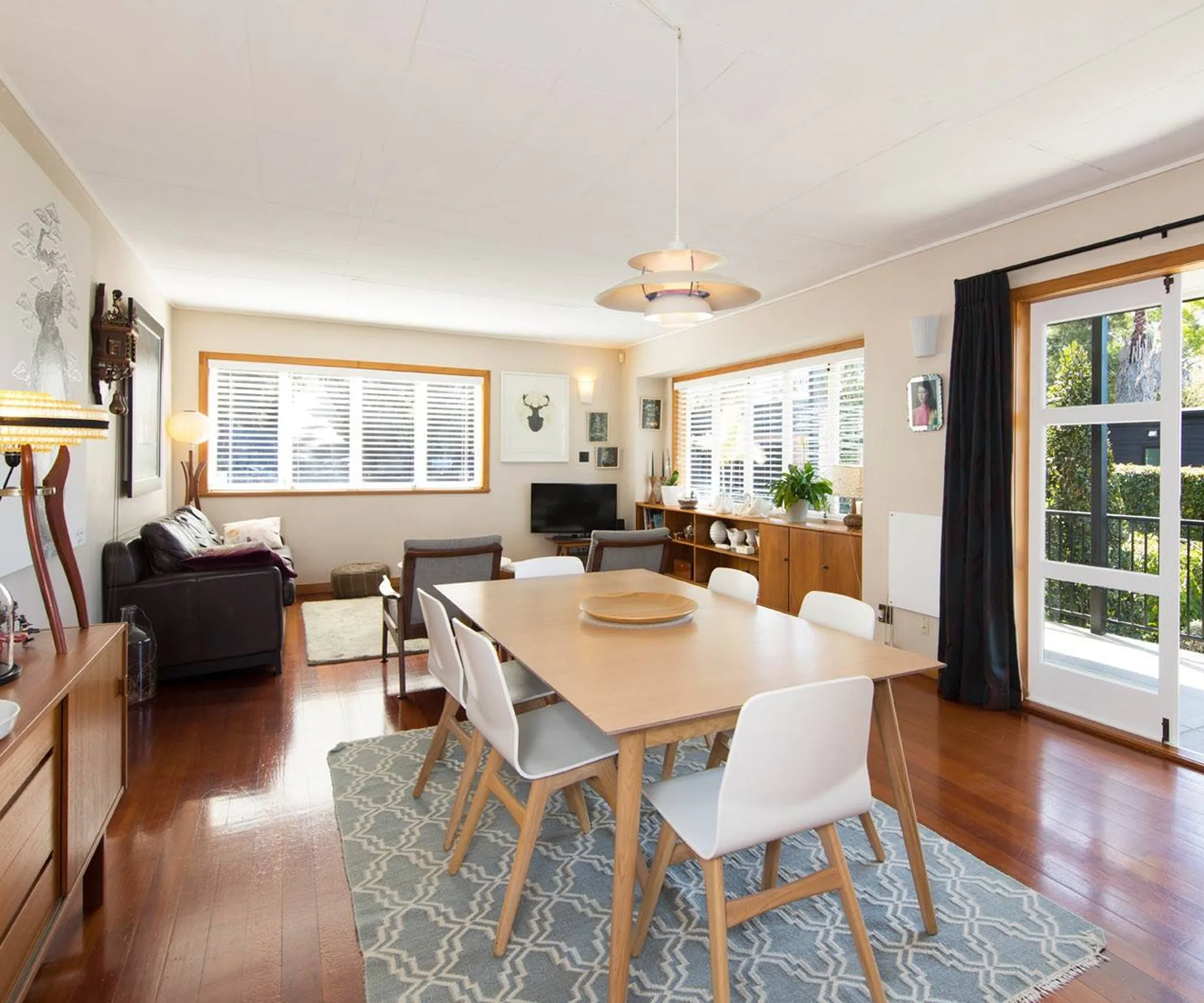 7 modernist homes for sale that are still full of Mid Century charm