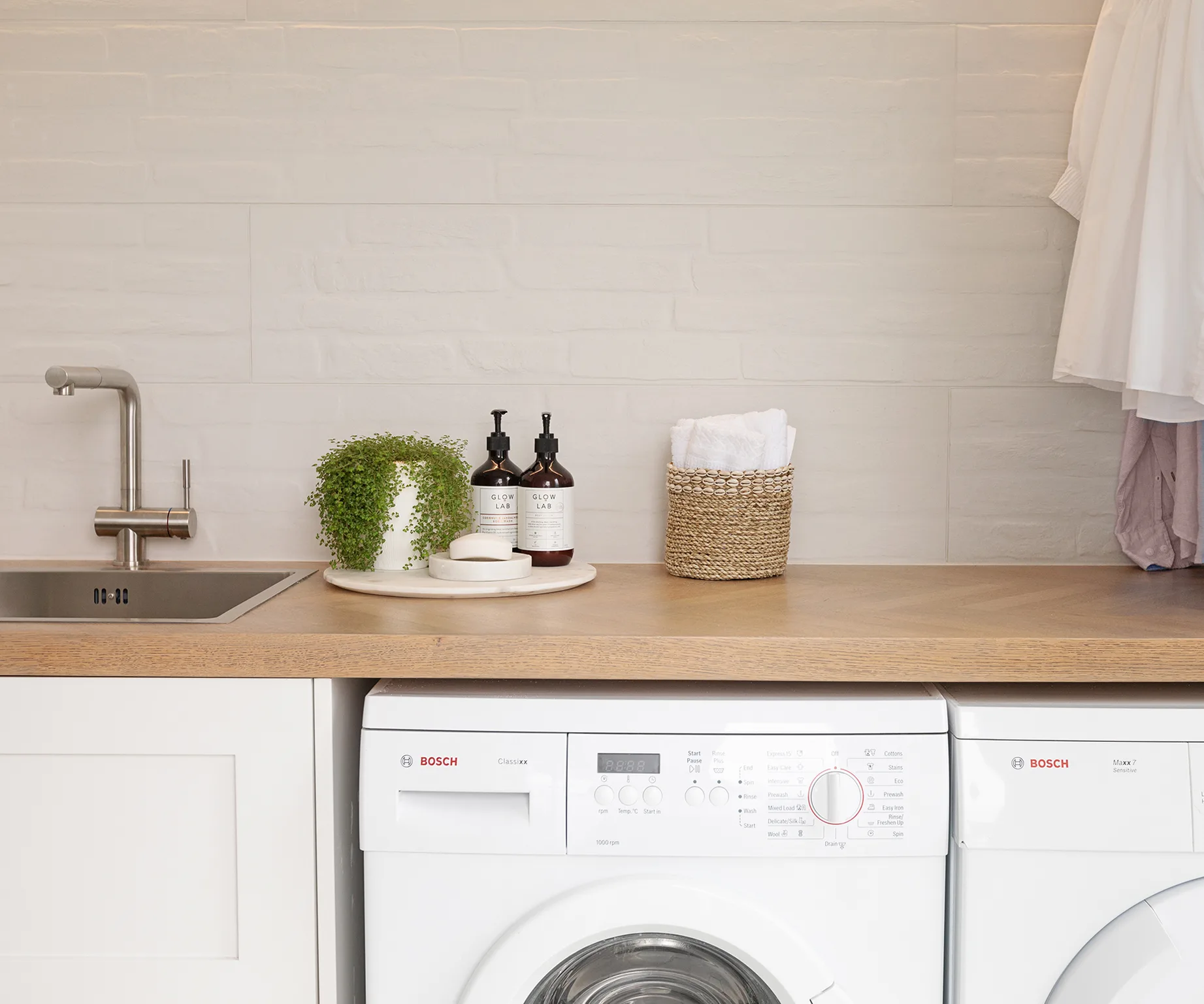 This stylish laundry will make you want to do the washing