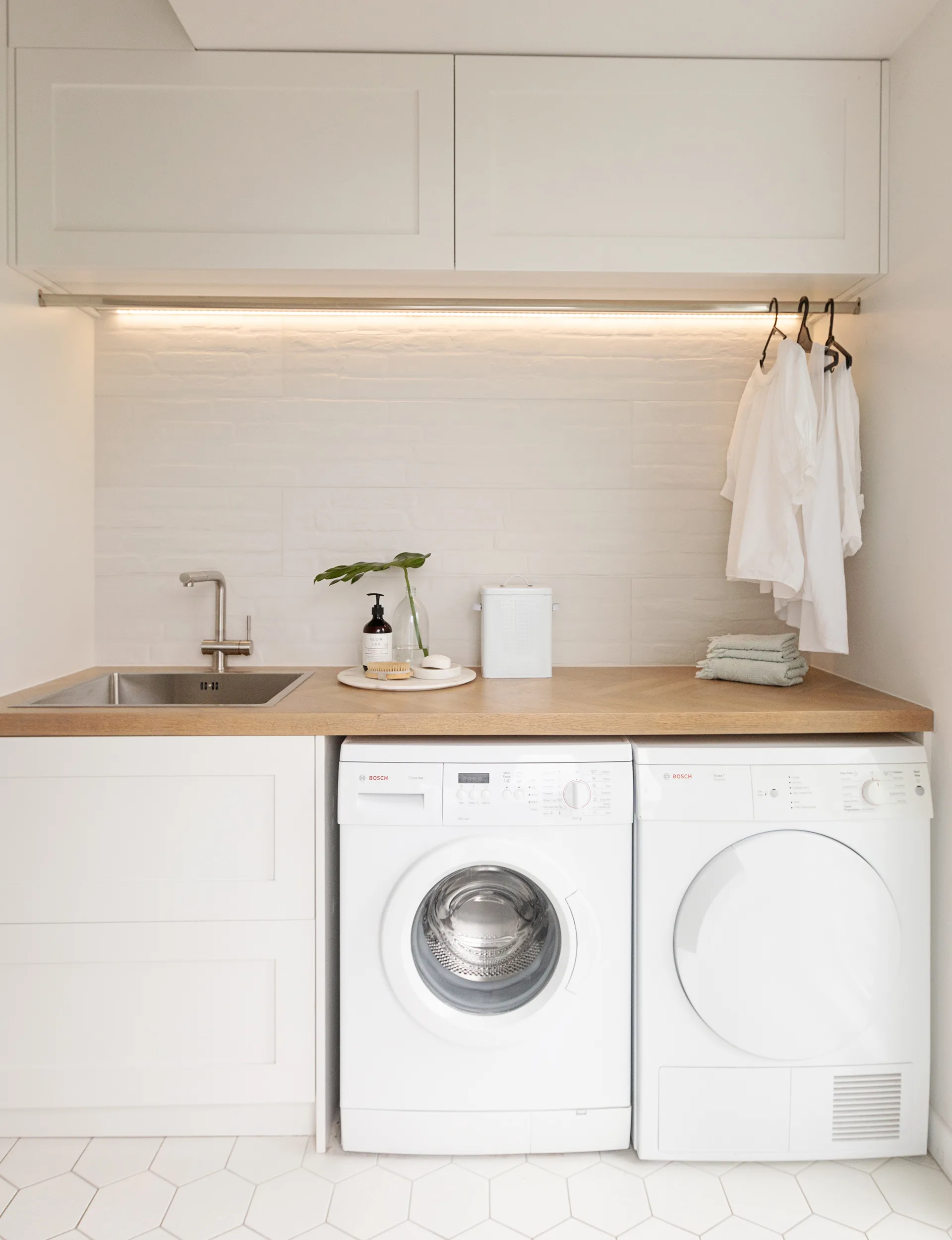 This stylish laundry will make you want to do the washing