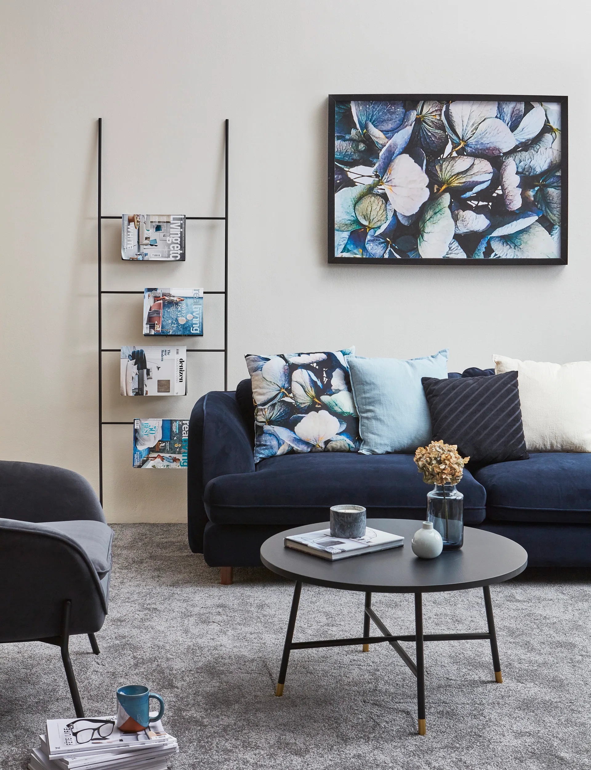 6 beautiful ways to decorate with florals this Spring