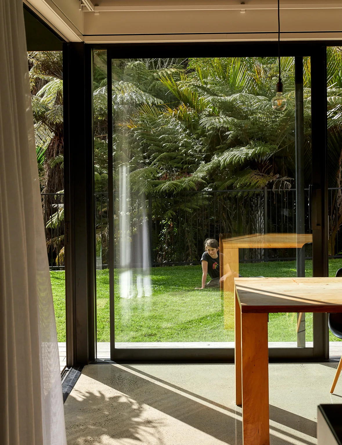 How this striking home achieves a seamless connection to the outdoors