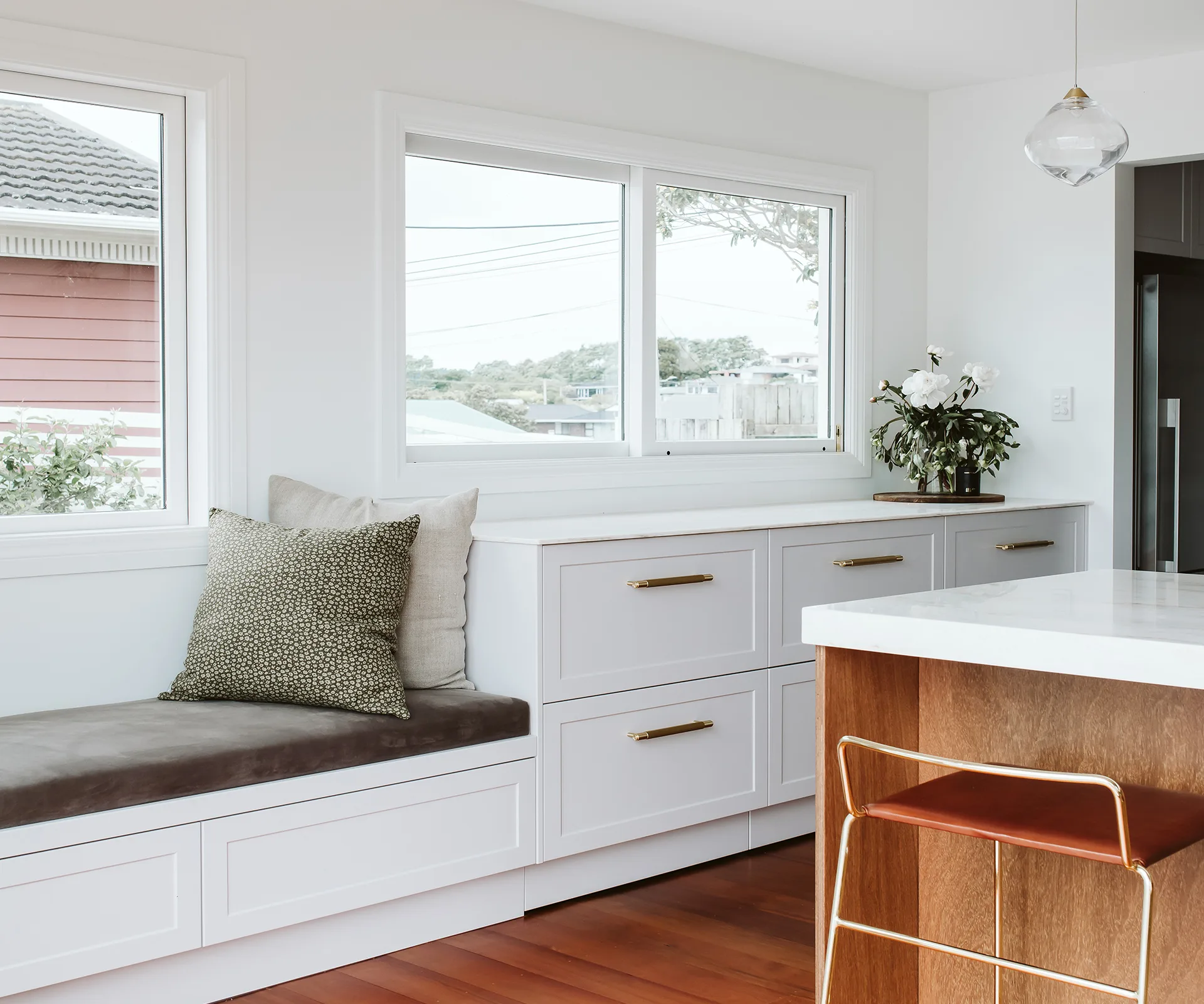 21 built-in bench seats that will inspire you to build your own