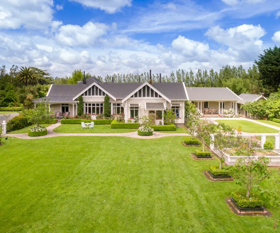 This stunning Manawatu homestead has the ultimate country charm