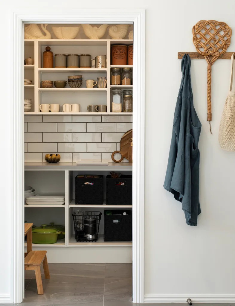10 perfect pantries that will make you want to de-clutter