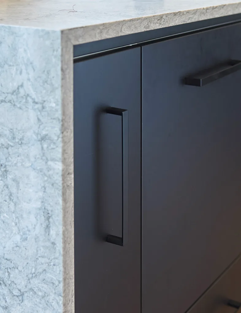 How to give your kitchen a custom makeover that won’t break the bank