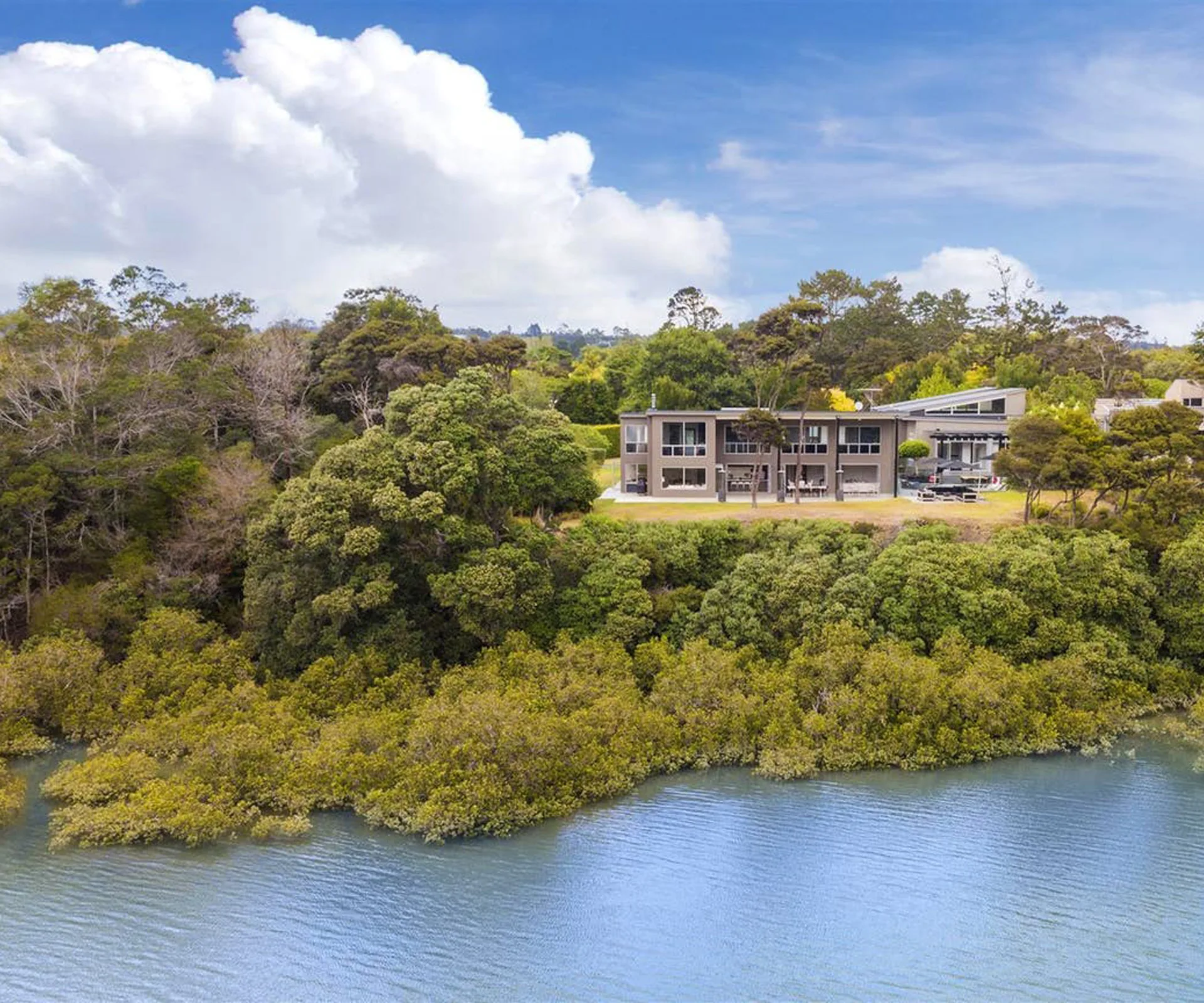 7 most luxurious New Zealand homes for sale that offer the perfect escape