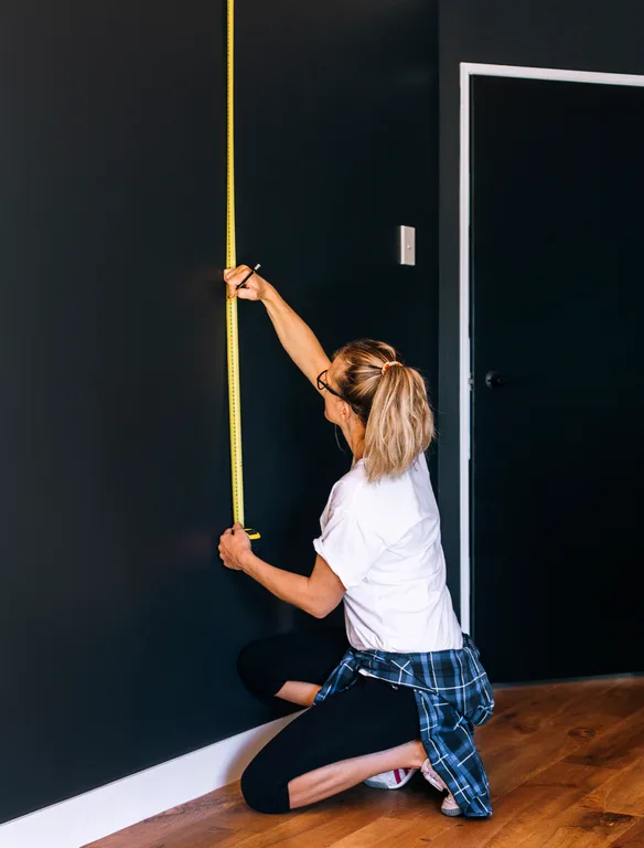 How to create a retro-inspired painted mural in your home