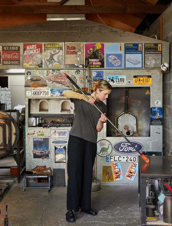 How glass artist Kate Mitchell creates her famous speckled tumblers