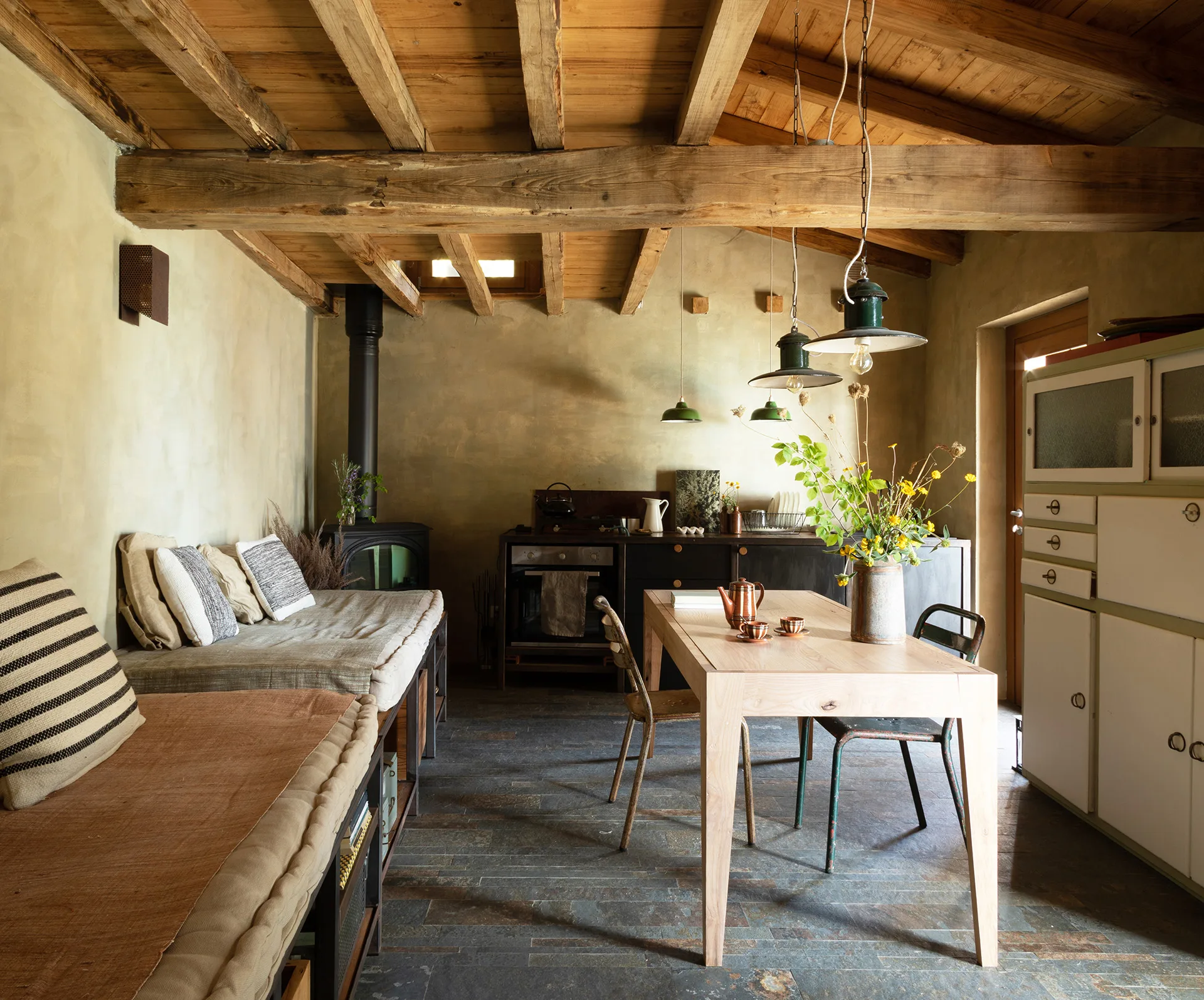This old agricultural ruin has become a tiny house overlooking the sea ...